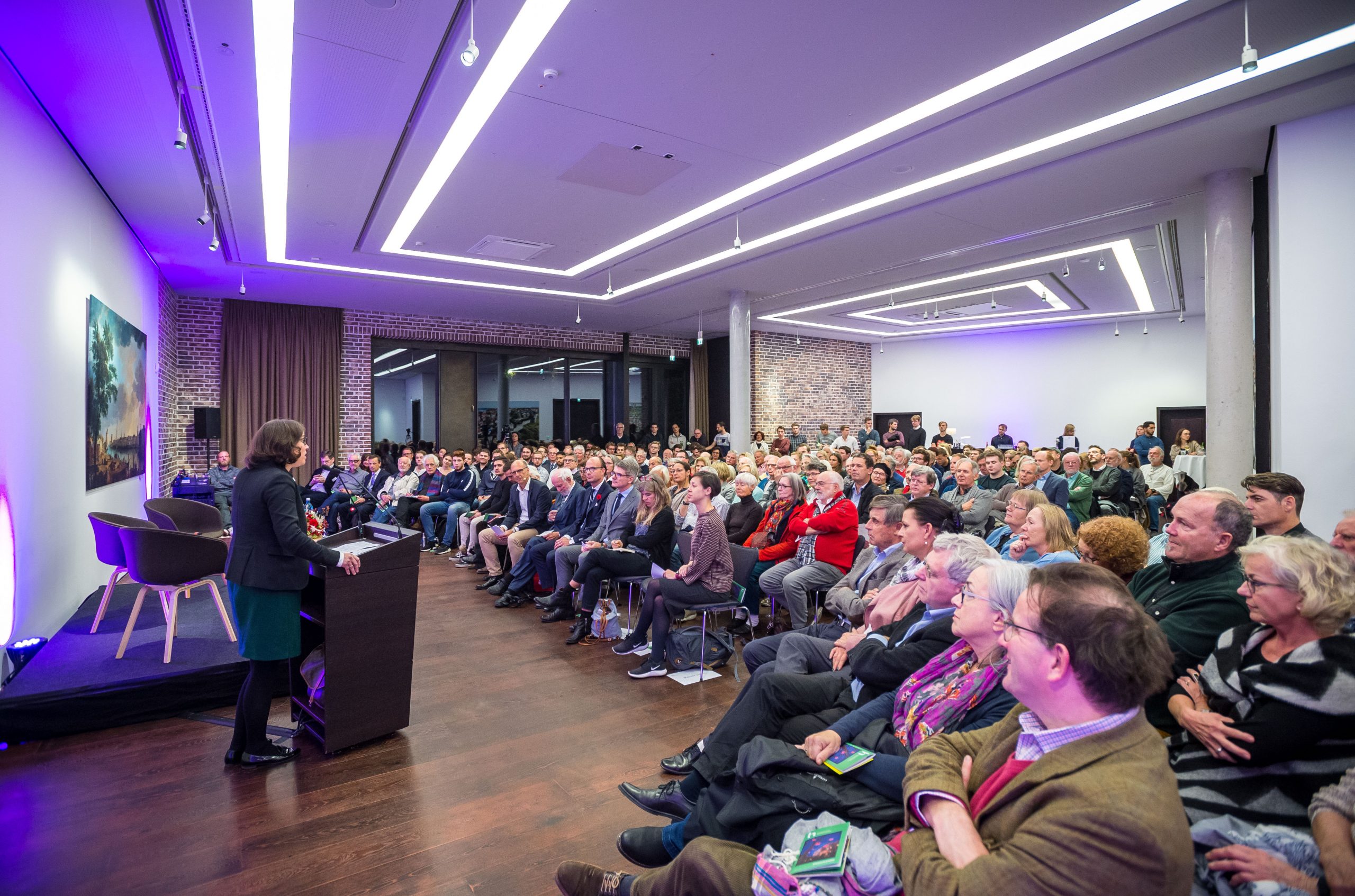 Grenzenlos erfolgreich: »Hanse 2.0 – Handel im digitalen Zeitalter« am ...